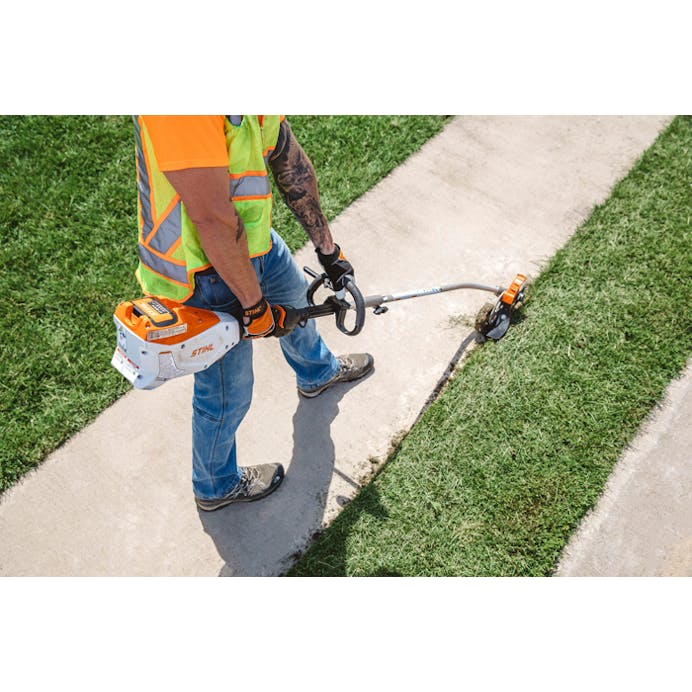 STIHL KMA 135 R - Max's Power & Lawn