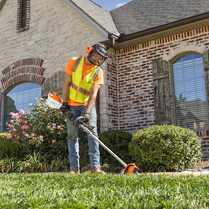 STIHL KMA 135 R - Max's Power & Lawn